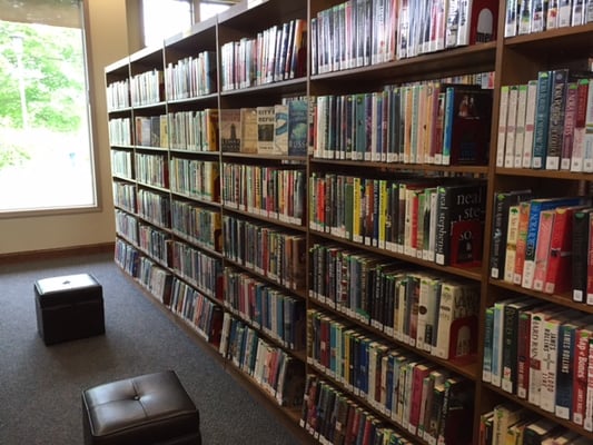 BEEKMAN LIBRARY - Updated August 2025 - 12 Photos - 11 Town Center Blvd ...