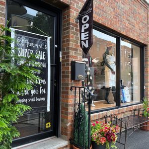 TOILE - Updated December 2025 - 21 Photos & 29 Reviews - 1333 Frankford ...