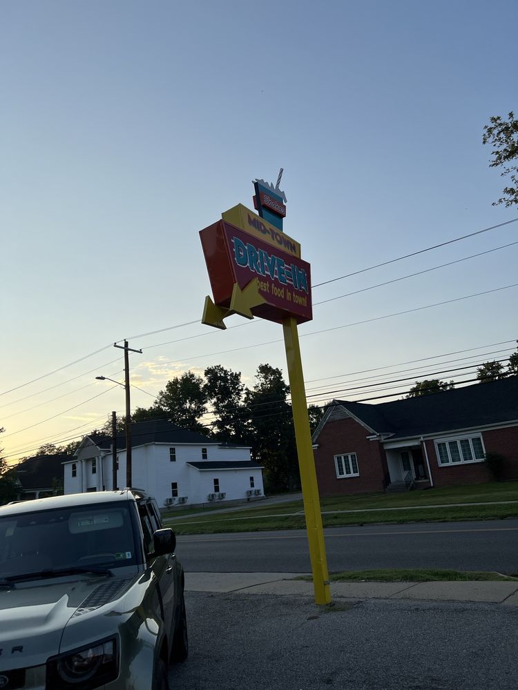 MID-TOWN DRIVE IN - Updated December 2025 - 11 Reviews - 802 W Broadway ...