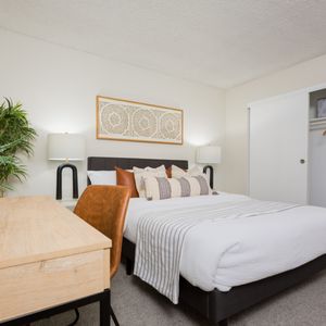 SARATOGA RIDGE APARTMENT HOMES - Updated October 2025 - 146 Photos ...