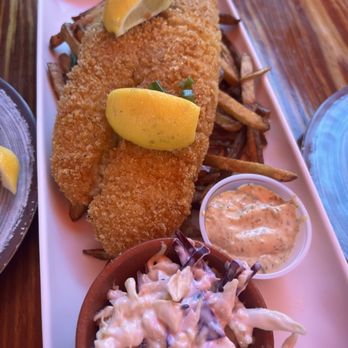 HOOK’D USVI - Updated June 2024 - 233 Photos & 151 Reviews - Red Hook ...