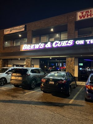 BREWS AND CUES ON THE BOULEVARD - Updated December 2025 - 50 Photos & 25 Reviews - 7954 ...