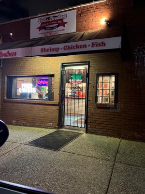 VAILS BROTHERS RESTAURANT & FOOD TRUCK - 33 Photos & 11 Reviews - 5942 ...