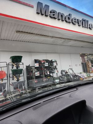 MANDEVILLE ACE HARDWARE & SUPPLIES - Updated December 2025 - 10 Photos ...