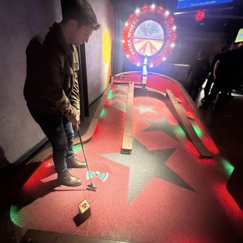 PUTTSHACK - PITTSBURGH - Updated July 2025 - 259 Photos & 169 Reviews ...