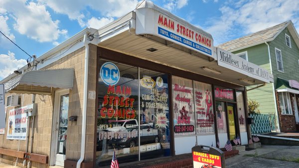 MAIN STREET COMICS & TOYS - Updated January 2026 - 43 Photos & 39 ...