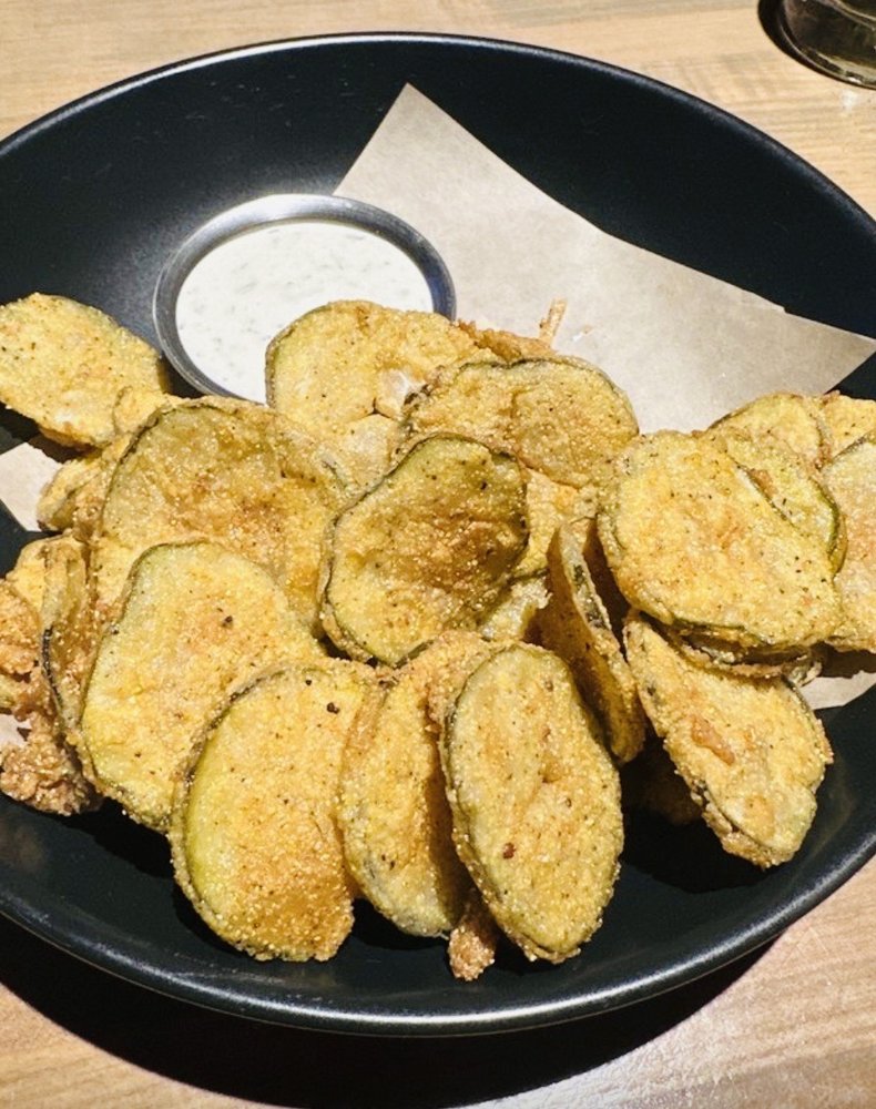 THE Q RESTAURANT & BAR - Updated January 2025 - 412 Photos & 635 ...