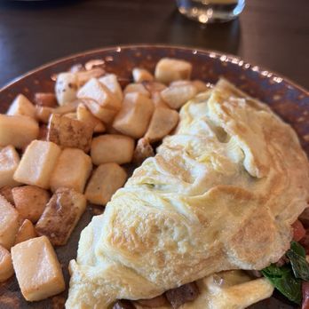 DERAILED AT HOTEL NICKEL PLATE - Updated June 2025 - 93 Photos & 64 ...