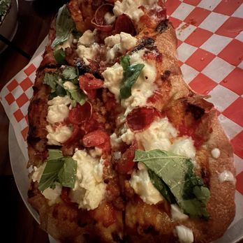 STRACCI PIZZA - Updated July 2024 - 241 Photos & 153 Reviews - 106 Hume ...