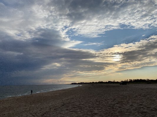 EAST BEACH - Updated September 2024 - 48 Photos & 29 Reviews - Off E ...