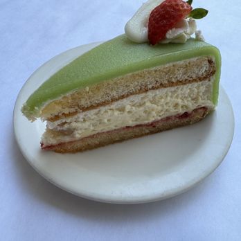 ANDERSEN’S DANISH BAKERY & RESTAURANT - Updated May 2024 - 1738 Photos ...