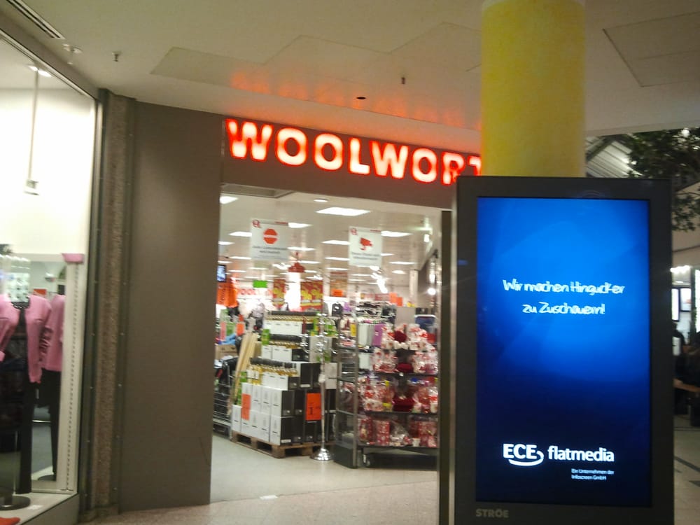 WOOLWORTH - Landsberger Allee 277, Berlin, Germany - Department Stores ...