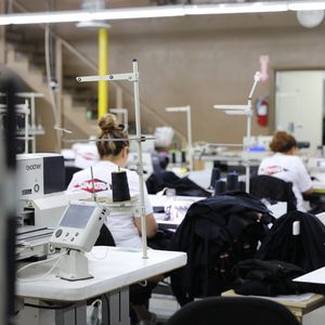 KEYSTONE UNIFORM DEPOT - 22 Photos & 136 Reviews - Uniforms - 140 ...