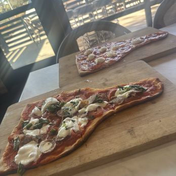 CRUST PIZZERIA - Updated December 2025 - 109 Photos & 111 Reviews ...