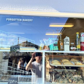 FORGOTTEN BAKERY - Updated October 2024 - 234 Photos & 106 Reviews ...