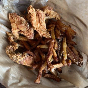 SIDELINES BEER HOUSE - Updated June 2025 - 35 Photos & 106 Reviews ...