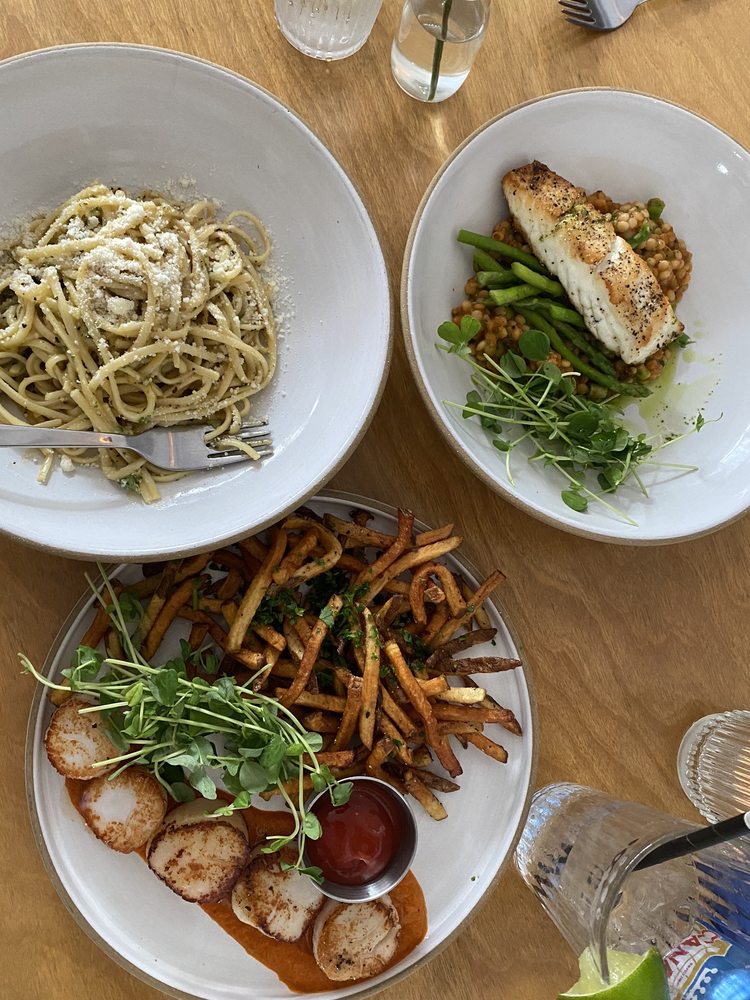 BEACH PEA KITCHEN & BAR - Updated February 2025 - 10 Photos & 19 ...