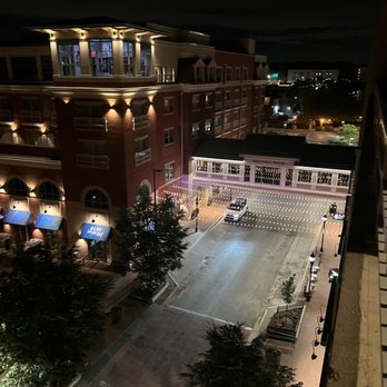 HOTEL INDIGO NAPERVILLE RIVERWALK - Updated October 2025 - 91 Photos ...