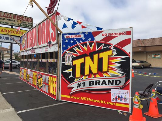 KELLOGG’S TNT FIREWORKS STAND - Updated October 2025 - 25 Photos - 425 ...
