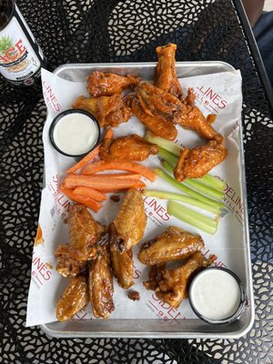 SIDELINES GRILLE - Updated October 2025 - 41 Photos & 43 Reviews - 289 ...