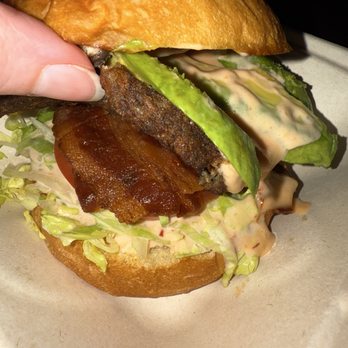 MOOYAH BURGERS, FRIES & SHAKES - Updated July 2025 - 83 Photos & 55 ...