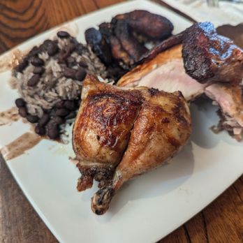 ALPACA PERUVIAN CHARCOAL CHICKEN - Updated December 2025 - 99 Photos ...