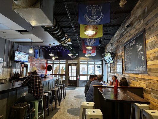 SMALL BATCH - 479 Photos & 327 Reviews - 241 W 5th St, Winston-Salem ...