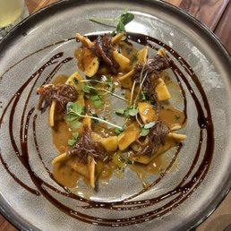 UMBRIA - Updated May 2025 - 148 Photos & 107 Reviews - 250 Hanover St ...