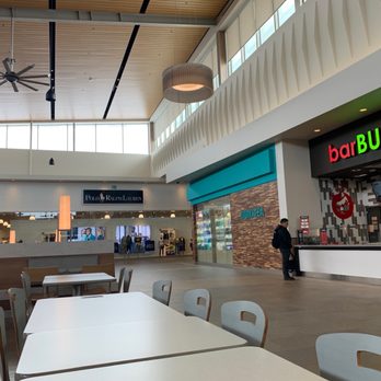 PREMIUM OUTLET COLLECTION EDMONTON INTERNATIONAL AIRPORT - Updated ...