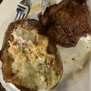 LONGHORN STEAKHOUSE - Updated December 2025 - 27 Photos & 35 Reviews ...