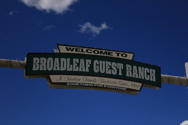 BROADLEAF GUEST RANCH - Updated December 2025 - 41 Photos - 5526 Route ...
