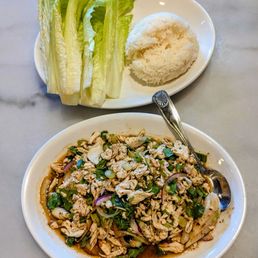 THE SMILING ELEPHANT - Updated January 2026 - 484 Photos & 761 Reviews ...