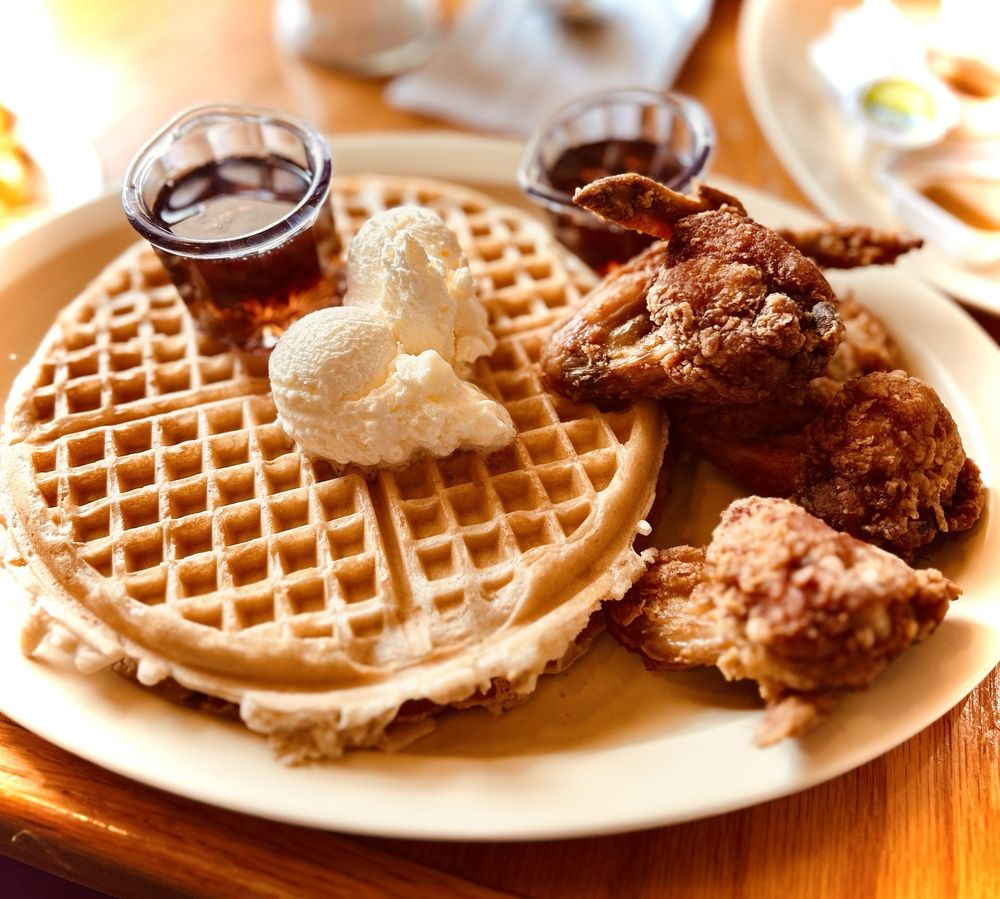 ROSCOE’S HOUSE OF CHICKEN & WAFFLES - Updated July 2024 - 2508 Photos ...
