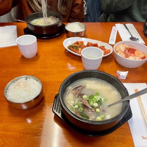 HAN BAT RESTAURANT - 161 Photos & 198 Reviews - 2723 W Lawrence Ave ...