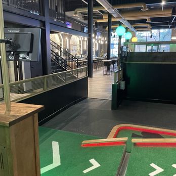 BIRDEEZ - Updated July 2025 - 228 Photos & 73 Reviews - 151 N Sierra St ...