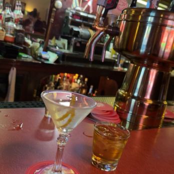 CLUB LAGO - Updated April 2025 - 186 Photos & 402 Reviews - 331 W ...