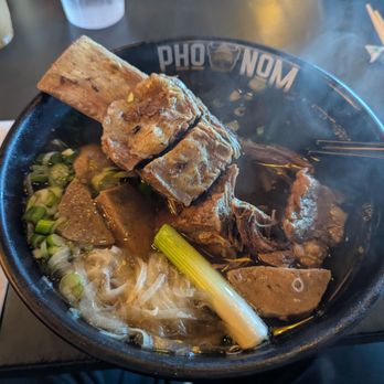 PHO NOM - Updated March 2025 - 707 Photos & 351 Reviews - 4646 Convoy ...