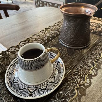 DELAH COFFEE - Updated April 2025 - 161 Photos & 74 Reviews - 450 ...