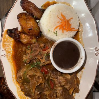 ISLA CUBAN-LATÍN KITCHEN & RUM BAR - Updated July 2024 - 3204 Photos ...