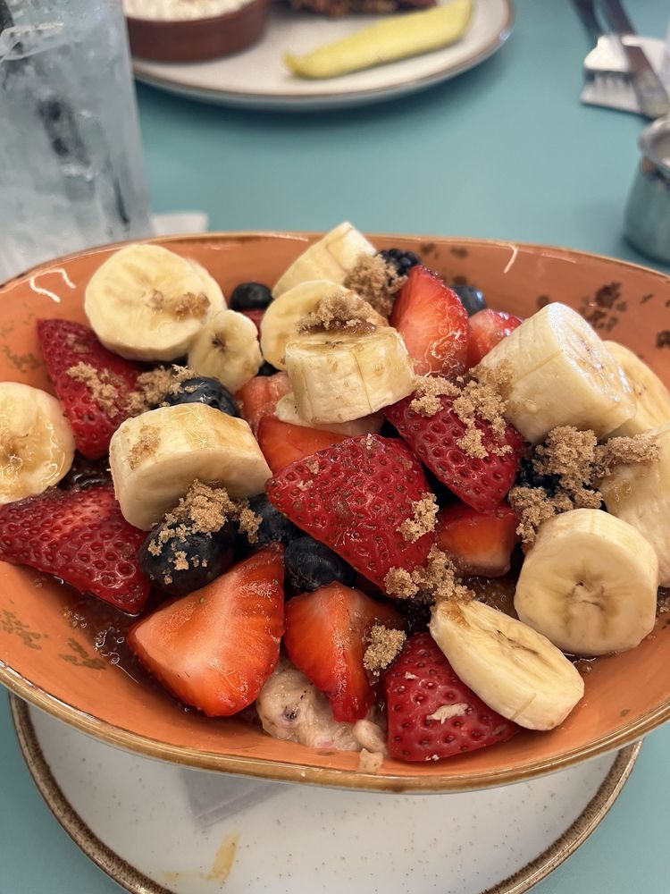 HATCH EARLY MOOD FOOD - Updated July 2024 - 18 Reviews - 851 W I- 35 ...