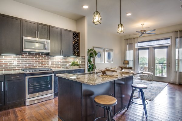 ZRS MANAGEMENT - 88 Photos & 32 Reviews - 2001 Summit Park Dr, Orlando ...