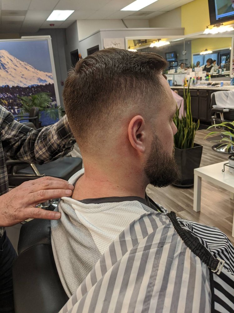 RAINIER BARBER AND STYLING - Barbers in Everett, Washington at 711 ...