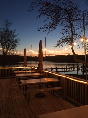 ISLAND VIEW WATERFRONT CAFE - Updated December 2025 - 66 Photos & 89 ...