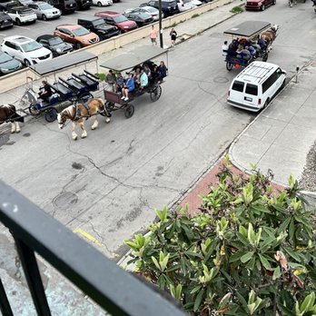 HENRY’S ROOFTOP DECK - Updated August 2025 - 117 Photos & 84 Reviews ...