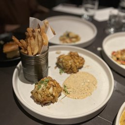 SOLSTICE - Updated July 2025 - 2376 Photos & 700 Reviews - 18555 ...