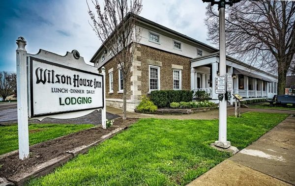 THE WILSON HOUSE - Updated October 2025 - 11 Photos - 310 Lake St ...