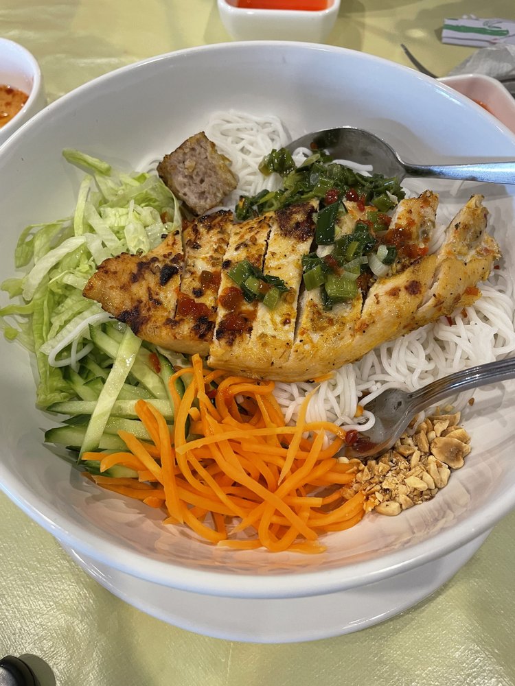 PHO BAYOU RESTAURANT - 5111 Fisherman Blvd, Jean Lafitte, Louisiana ...