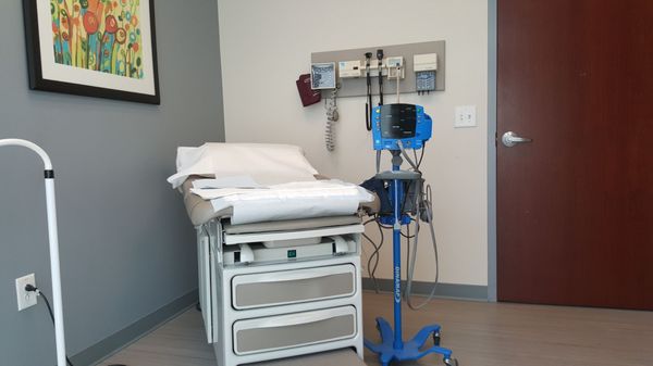 WAKEMED - NORTH RALEIGH - Updated October 2025 - 20 Photos - 10010 ...