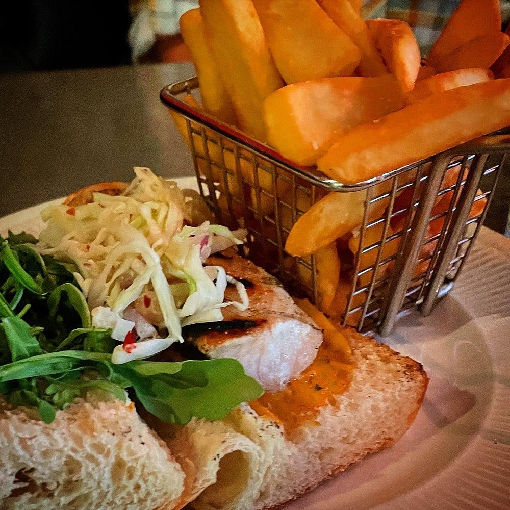 RED’S PLACE - 146 Photos & 221 Reviews - 107 N Aurora St, Ithaca, New ...