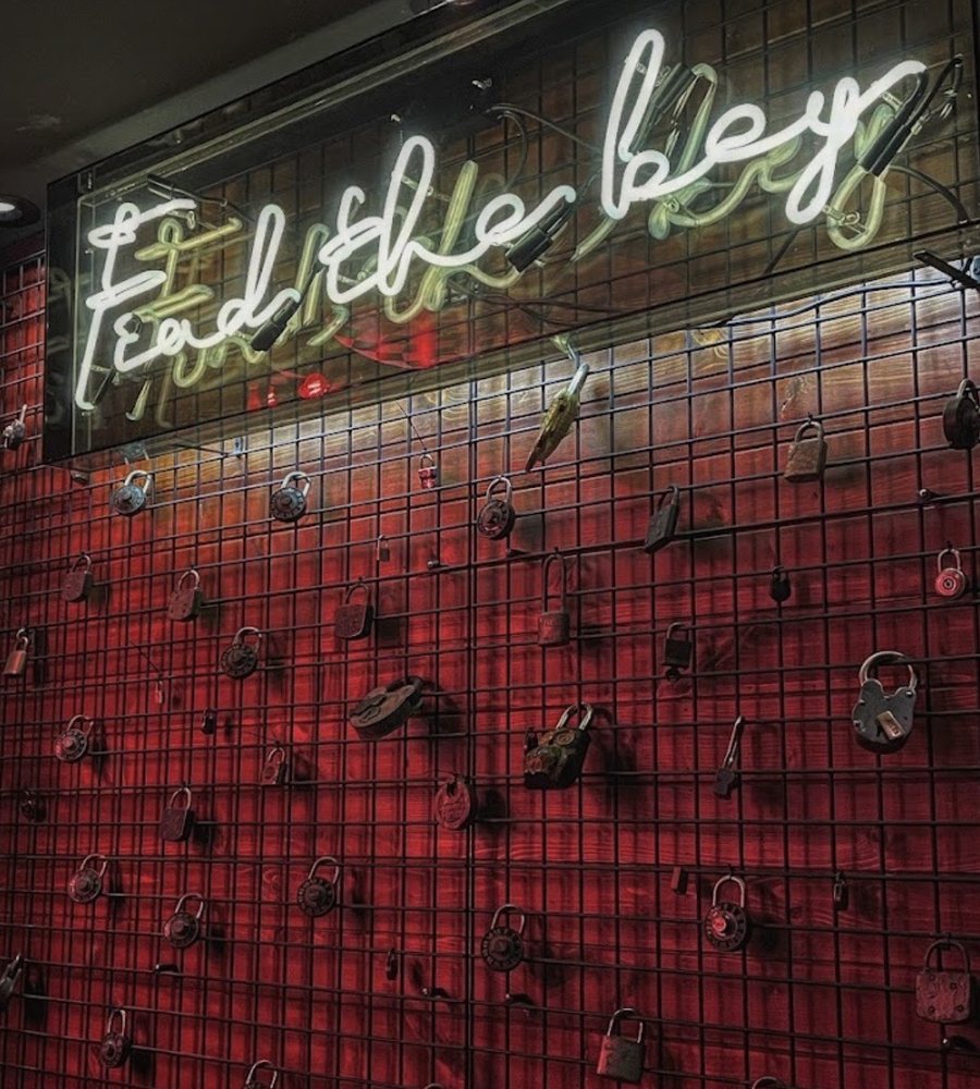 LE PETIT SECRET - Updated December 2025 - 806 Boulevard Rosemont ...